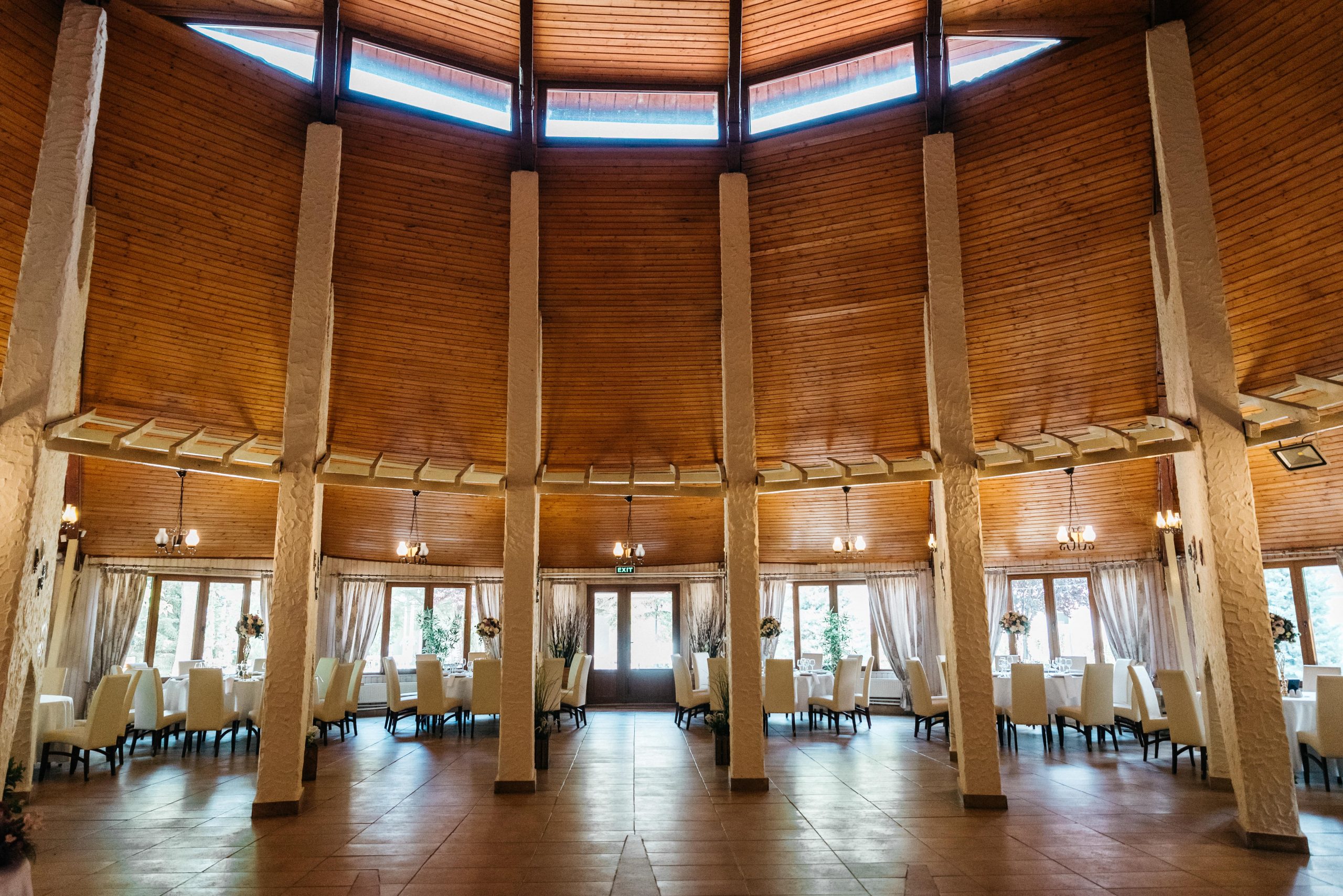 Salon Arcadia - Cernica Events - Locatia ta de nunta aproape de natura